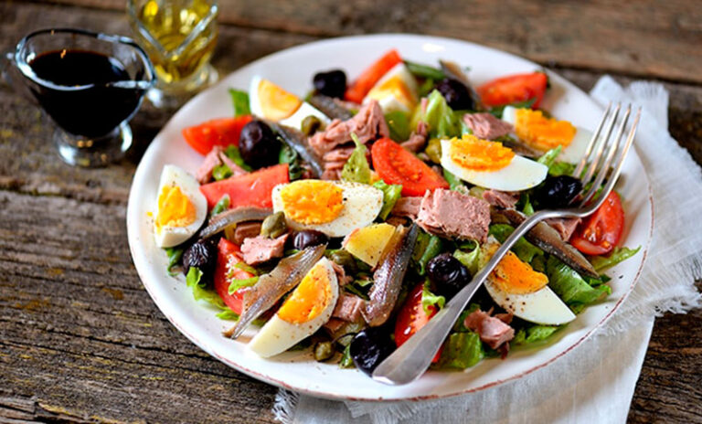 Ensalada niçoise o nizarda: receta tradicional francesa