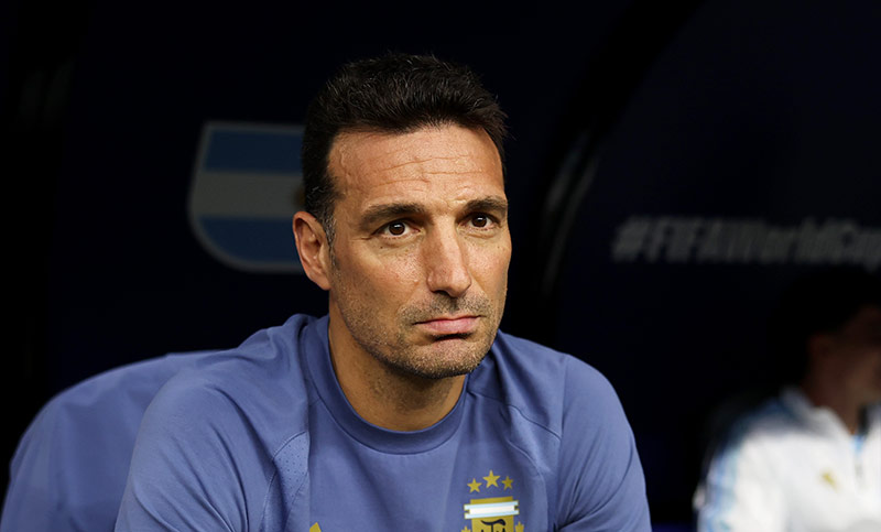Scaloni: «El mérito del equipo es saber qué hacer en cada momento»
